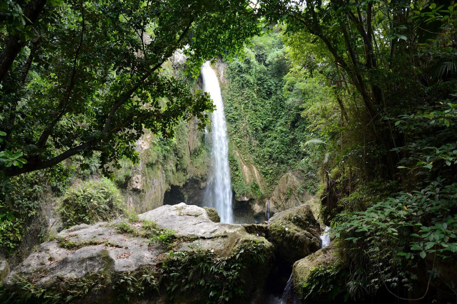 Top 5 Things To Do in Mactan, Cebu | Rich and Sunny Travels